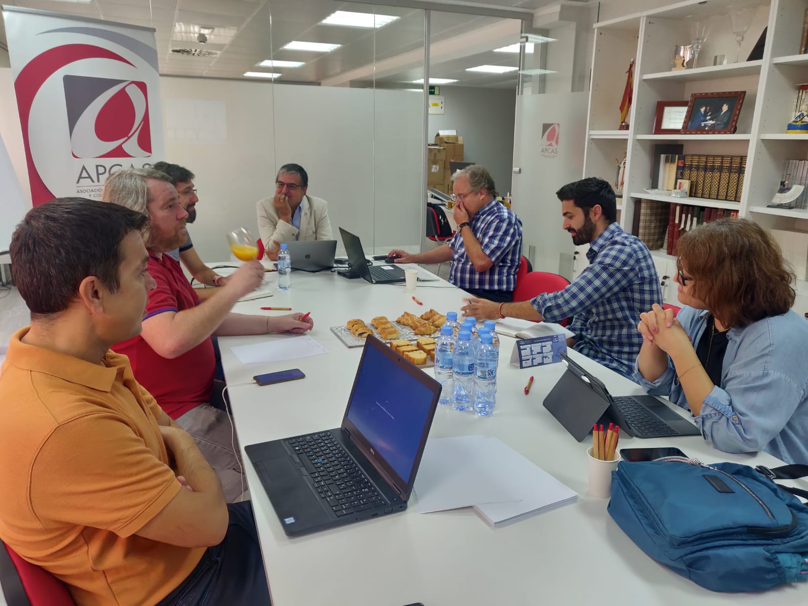 Apcas desgrana el programa de su pospuesto XI Congreso - El Periscopio ...